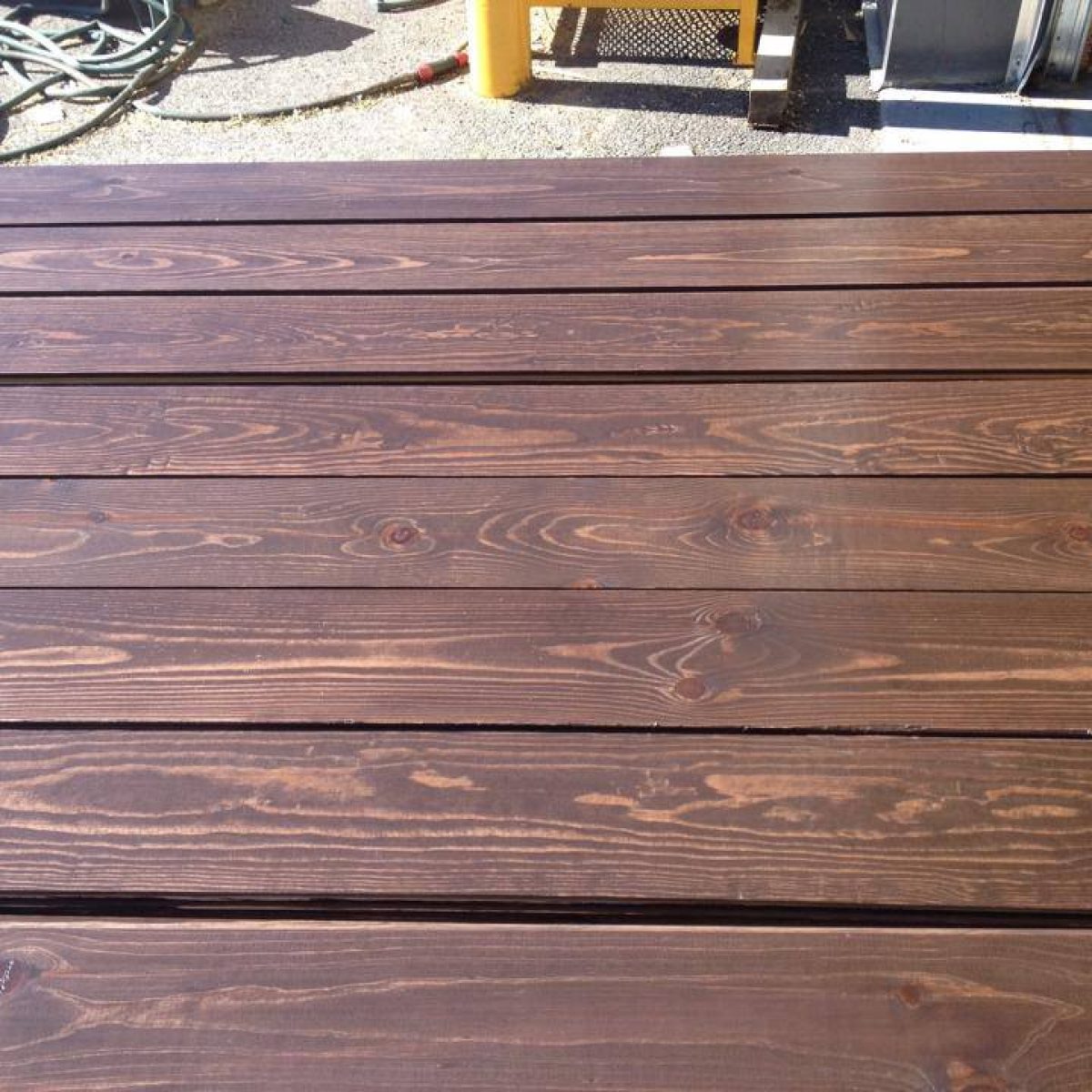 Plancher en pin rouge grade A – Pro-pin, le spécialiste du bois de pin