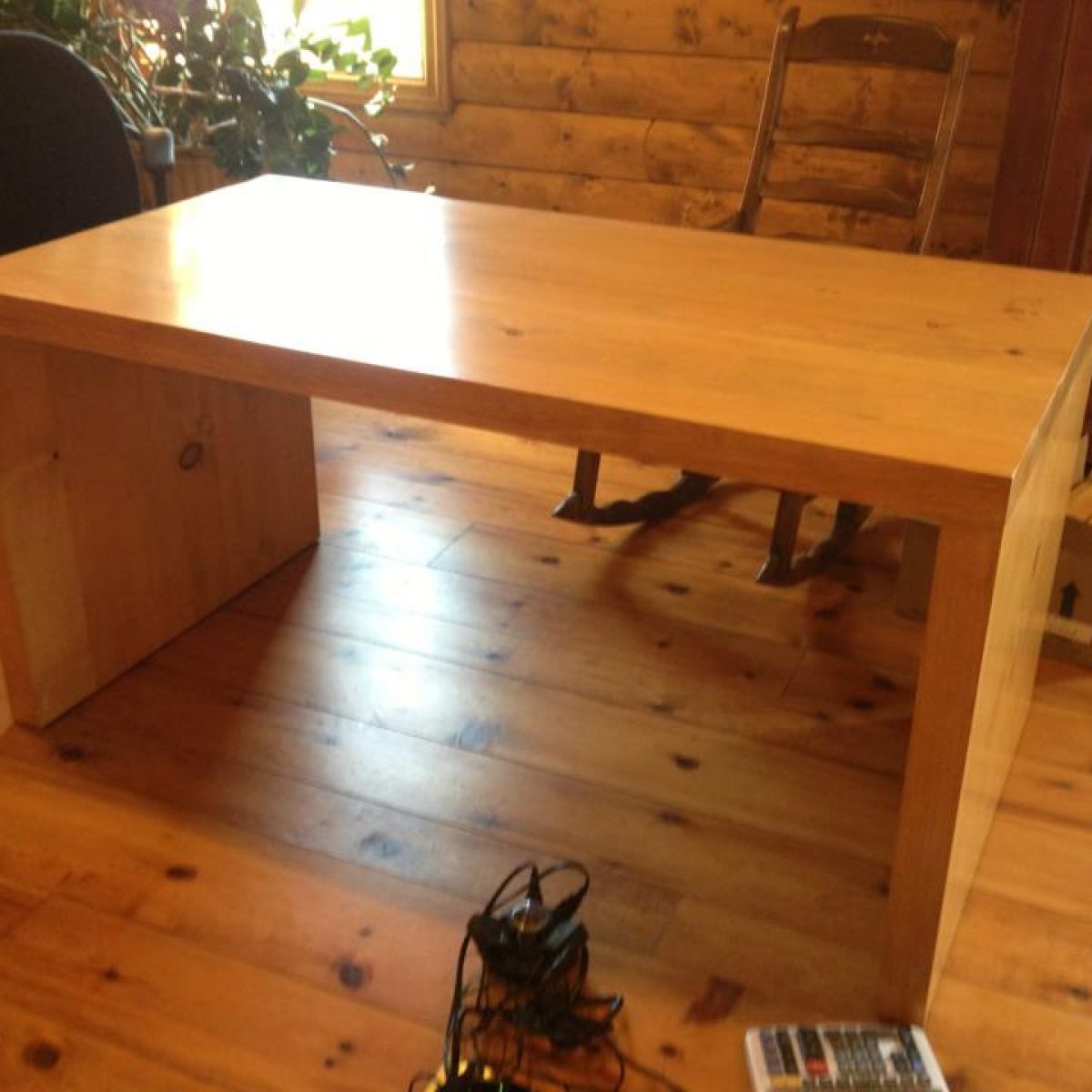 Table en pin solide sur mesure – Pro-pin, le spécialiste du bois de pin