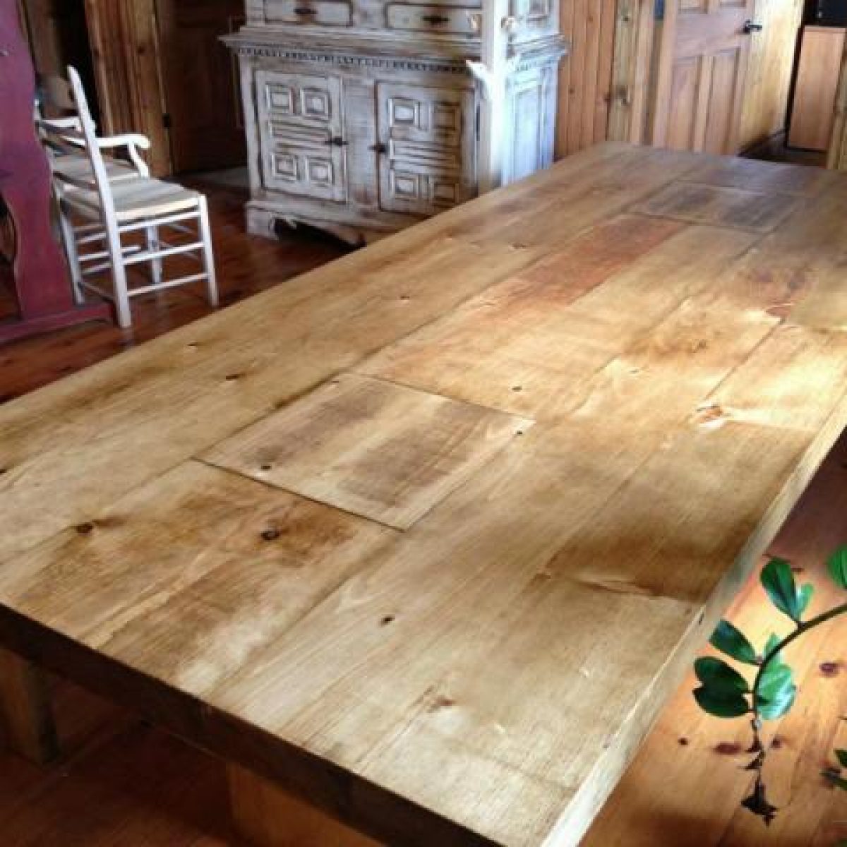 Table en pin solide sur mesure – Pro-pin, le spécialiste du bois de pin